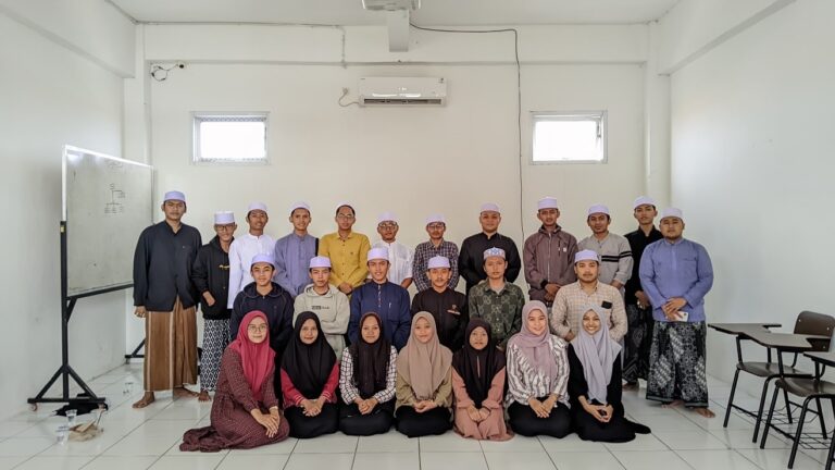 Institut Al Fithrah Surabaya